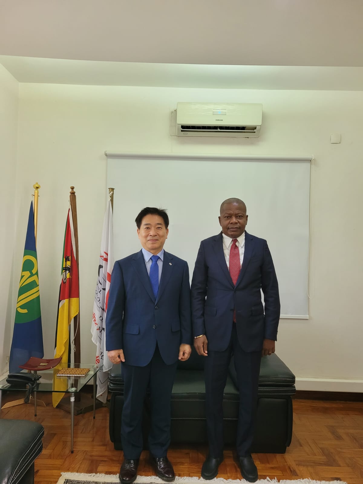 Embaixador reuniu-se com o Presidente da CTA (3.18.) 상세보기|Relações ...